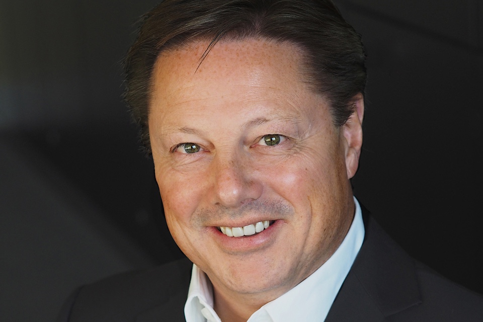 UC Round Table: Hybrid Meeting Rooms - UC Today